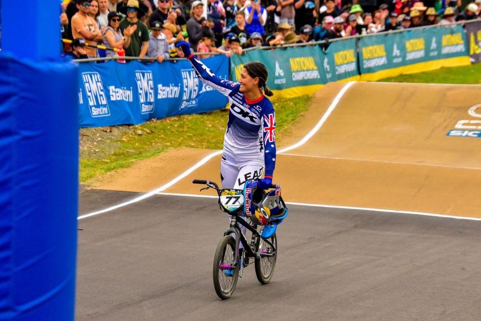 Max Cairns and Saya Sakakibara dominate Superclass finals on the road ...