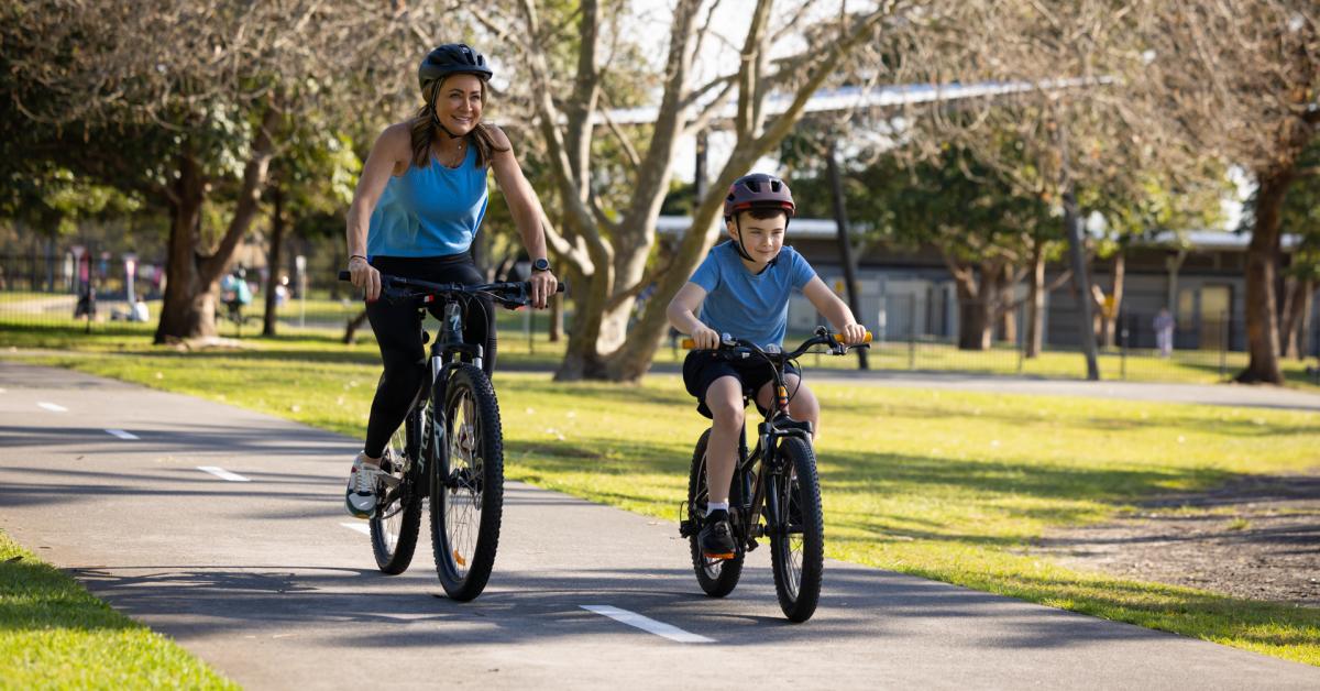 Five safety tips to teach kids when riding on footpaths | AusBike